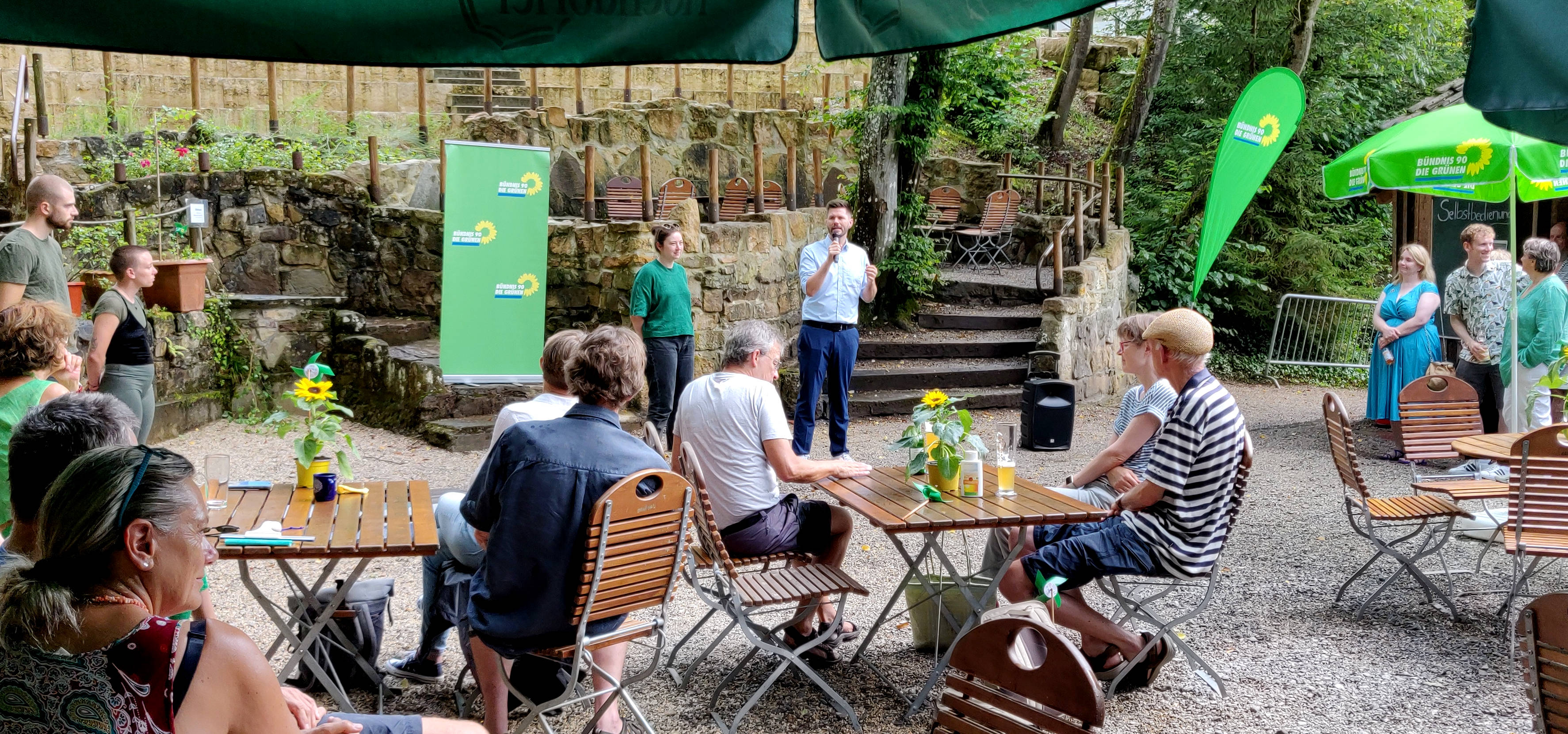 Grünes Sommerfest: Gute Gespräche und beeindruckende Gäste